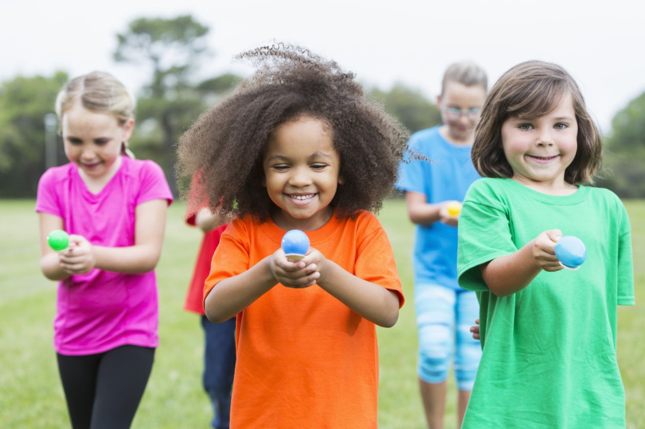 40 Engaging Relay Races for Kids to Enjoy - Meredith Plays