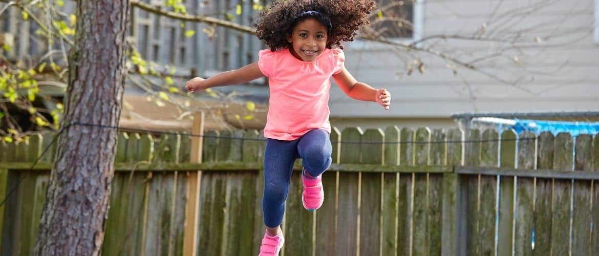 40 Engaging Relay Races for Kids to Enjoy - Meredith Plays