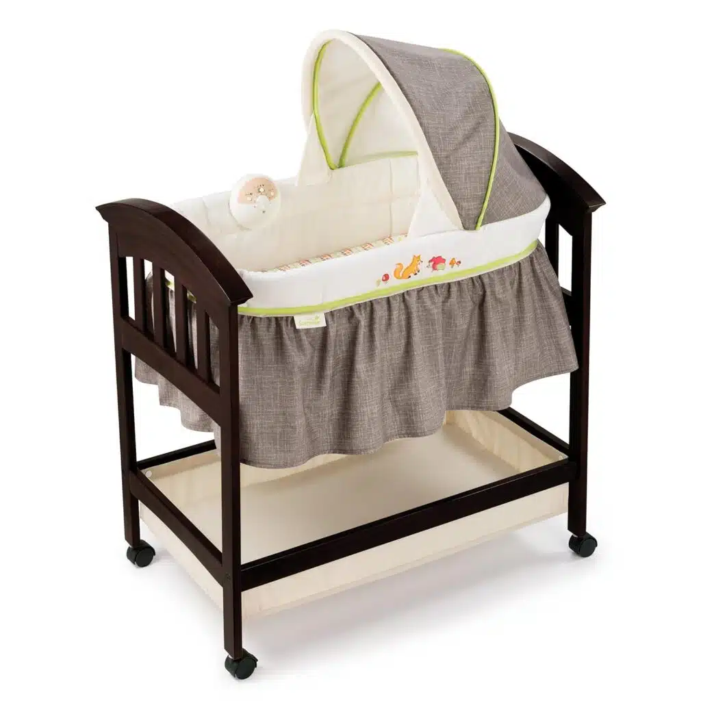 10 Best Bassinet to Help You and Your Baby Sleep Peacefully - Meredith ...