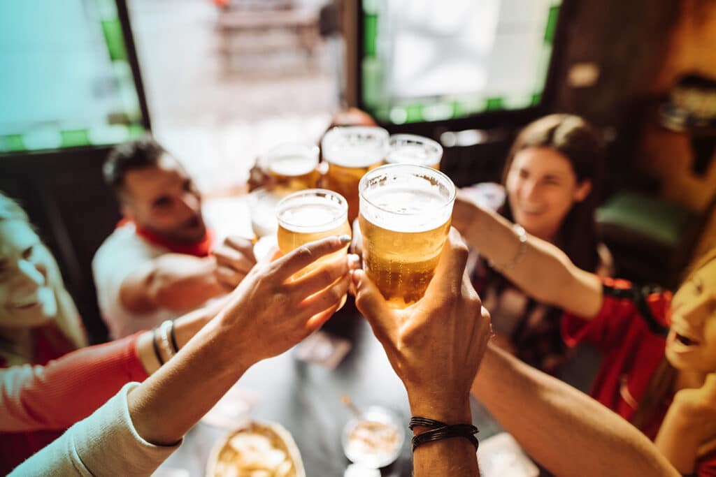 251+ Ultimate Beer Trivia Questions for Your Next Party - Meredith Plays