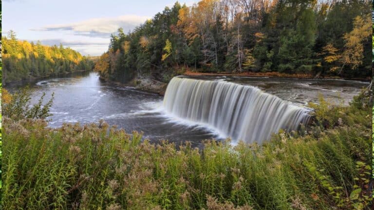 127+ Michigan Fun Facts for Every Explorer - Meredith Plays