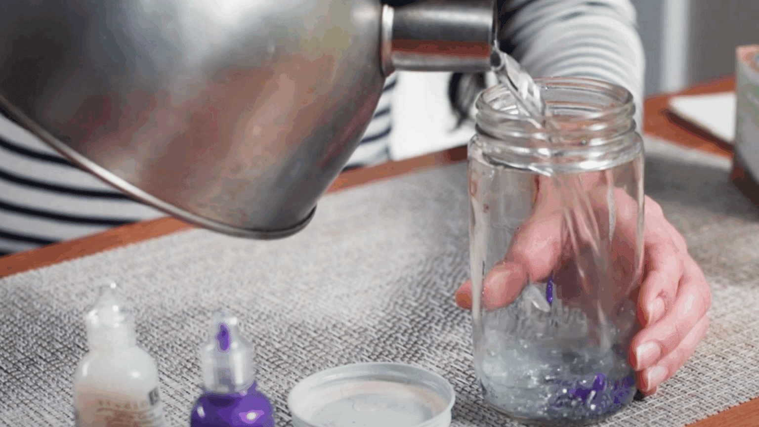 How to Make a Glitter Jar in 9 Easy Steps - Meredith Plays