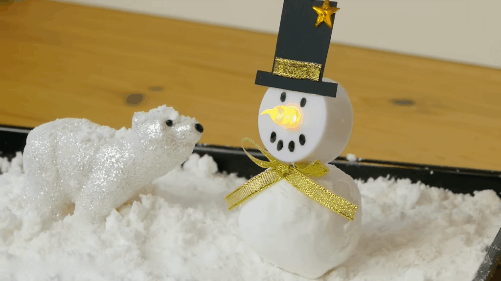 Easy Fake Snow Recipe for Cold Winter Fun - Meredith Plays